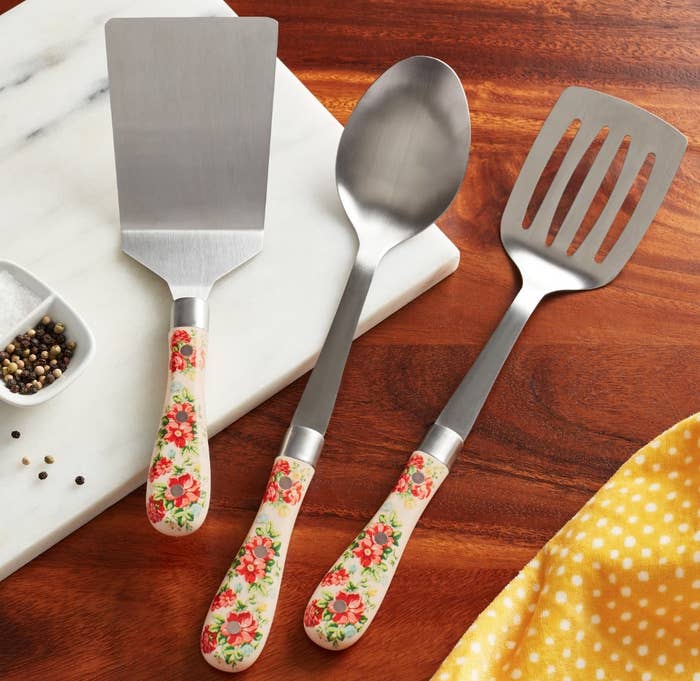 27 Products From Walmart That Are Perfect For Small Kitchens