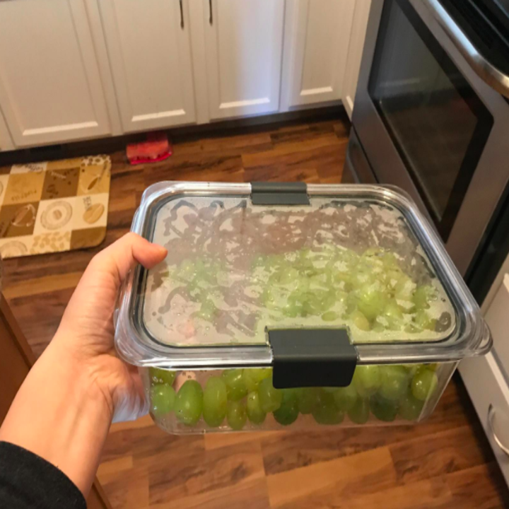 22 Things For Anyone Cooking In A Hot Kitchen