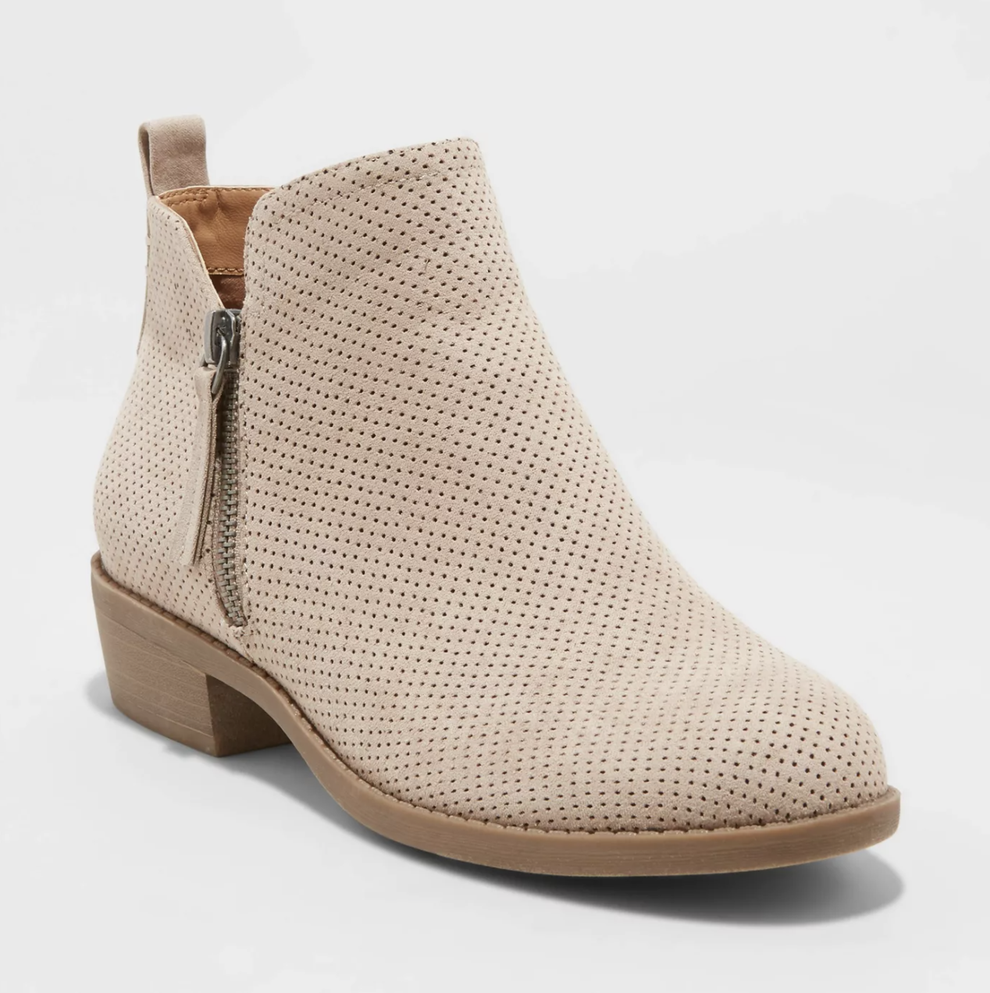 35 Gorgeous Boots You'll Want To Wear All Year Long