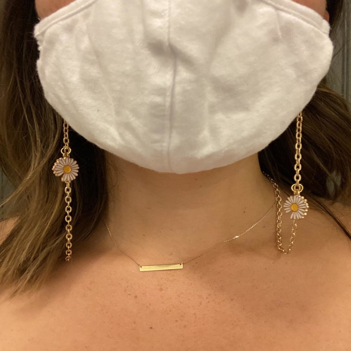 21 Face Mask Chains & Lanyards That Might Make You Go "Ooh, That's Cute"