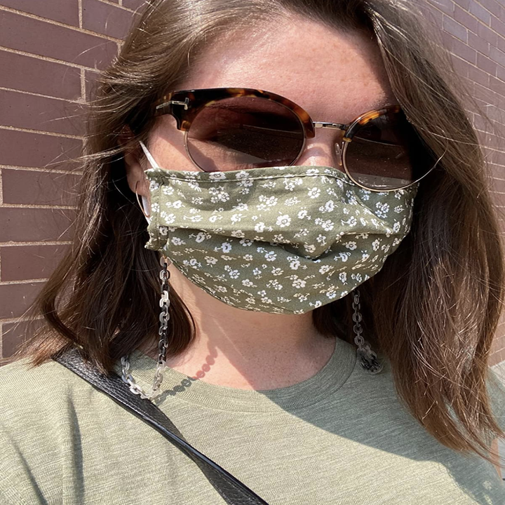 21 Face Mask Chains & Lanyards That Might Make You Go "Ooh, That's Cute"