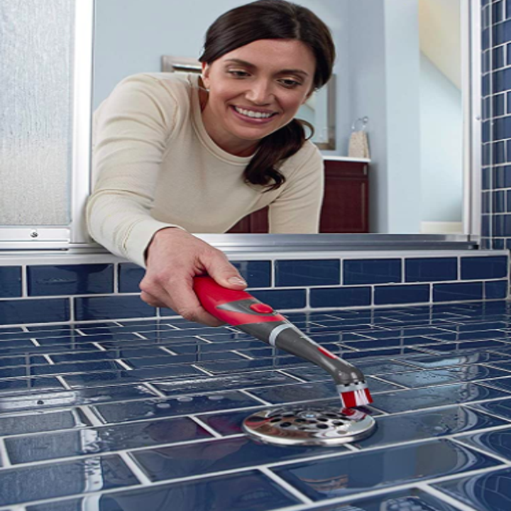 28 Problem-Solving Things For Your Very Messy Bathroom