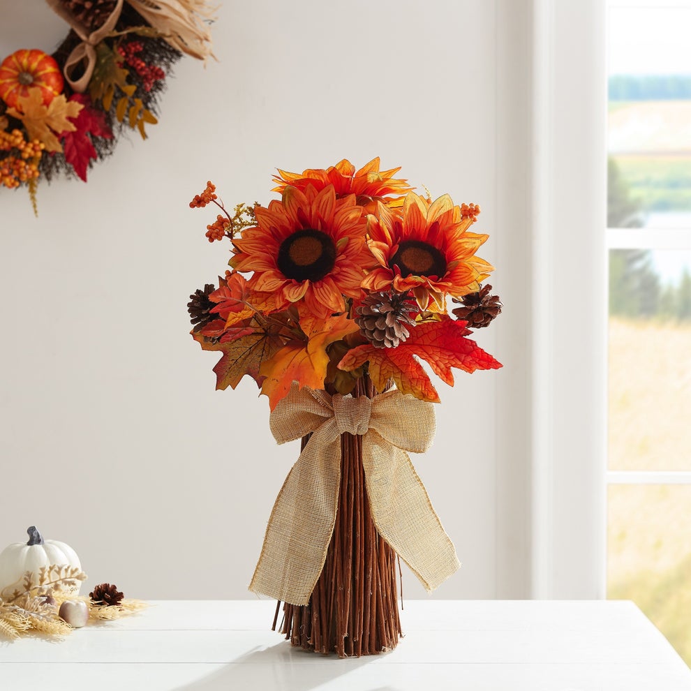 31 Things From Walmart That’ll Help Your Whole House Scream “Fall”