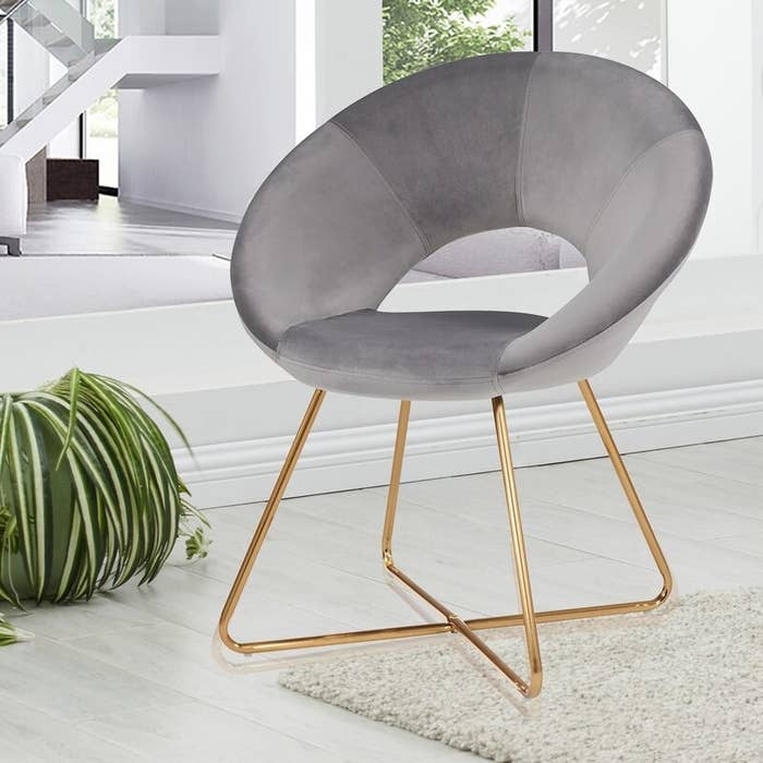31 Things From Wayfair That Already Have Hundreds Of Five Star Reviews