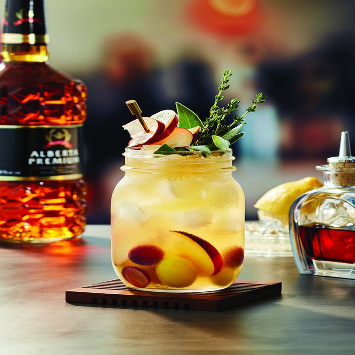 4 Cocktails That Will Make You Fall In Love With Whisky