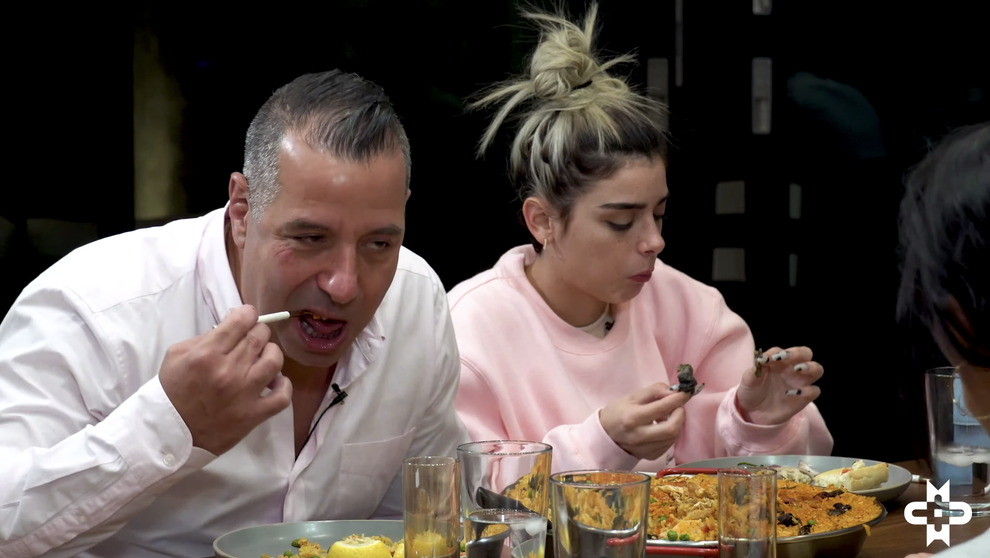 Charli And Dixie D'Amelio Chef Video Tweet Reactions