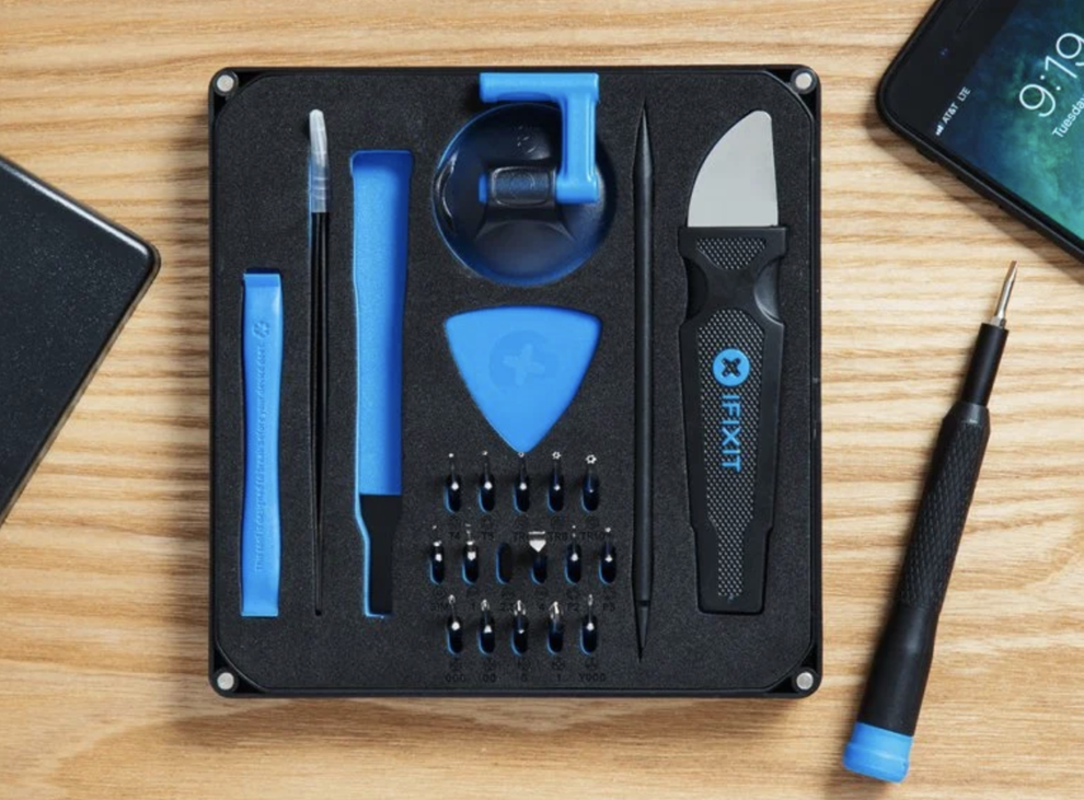 Tech Gifts That Are Useful And Easy To Use