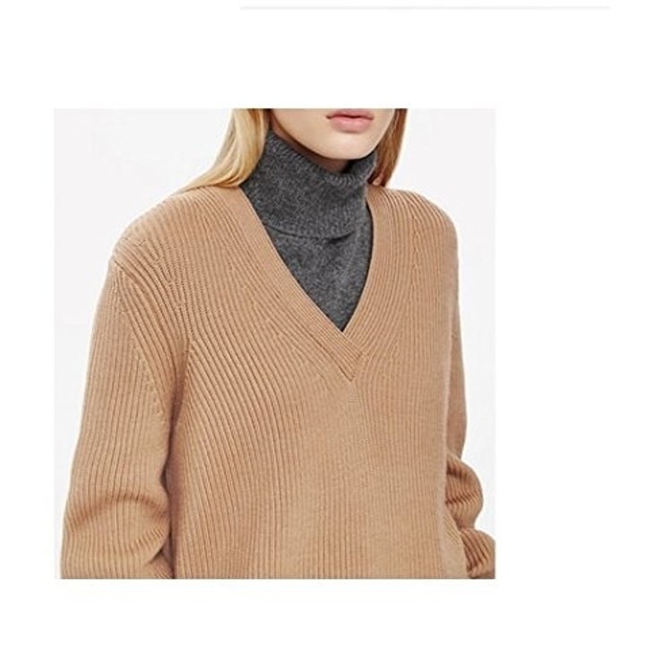 Winter Fashion Essentials Now That It's Getting Colder