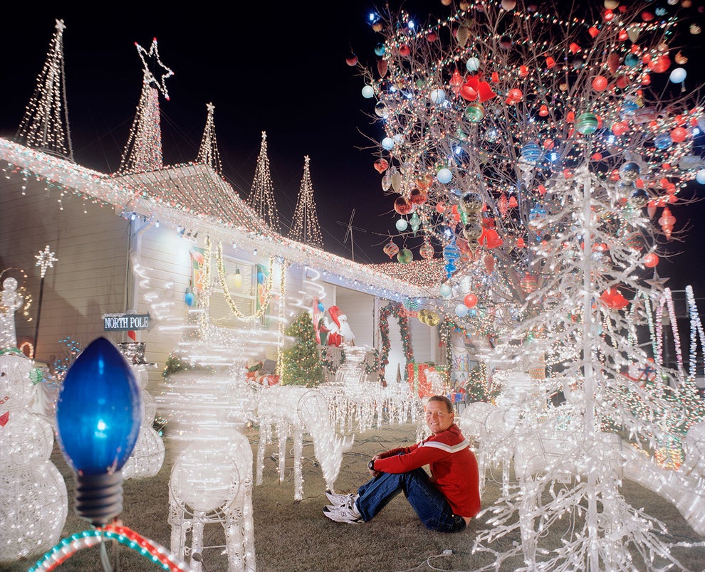A Decade Of Photographing Stunning Christmas Displays