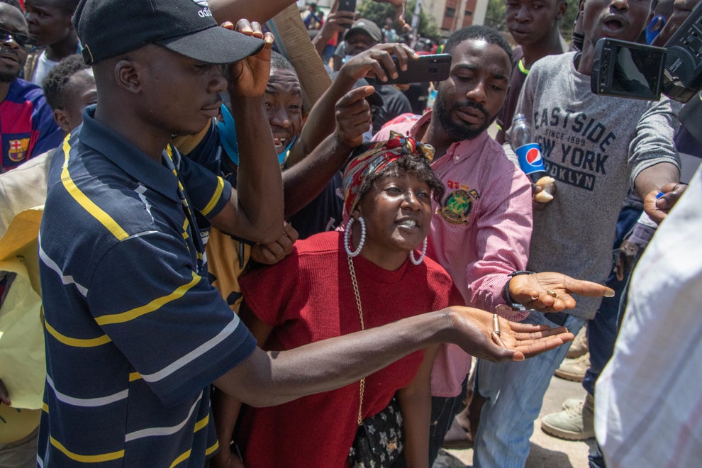 These Photos Show What The #EndSARS Movement Looked Like