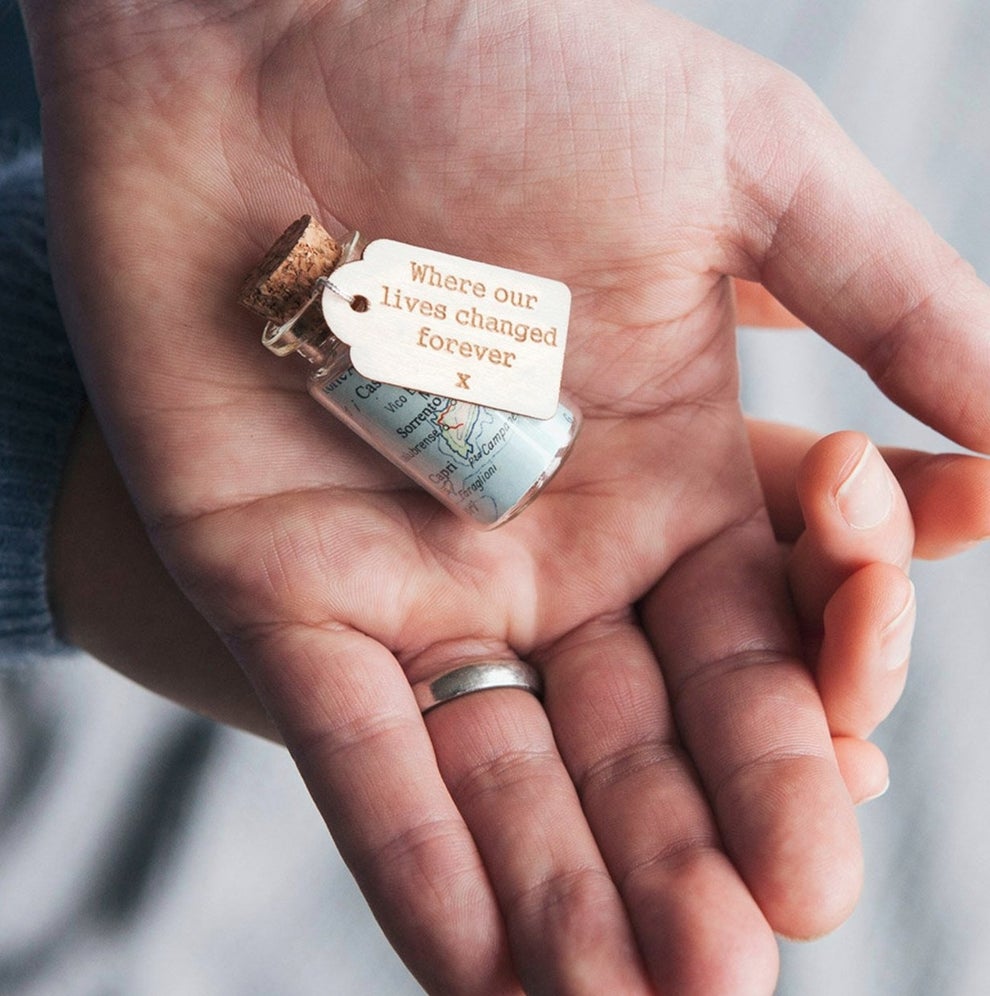 47 Sentimental Valentine's Gifts For Those You Love