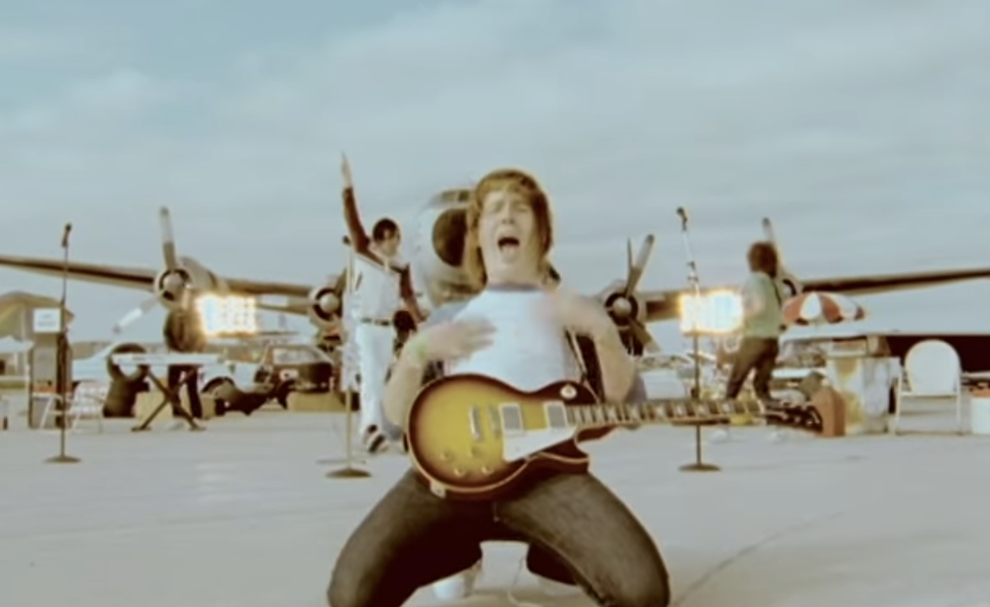 Neon Pop-Punk Songs From The 2000s And 2010s