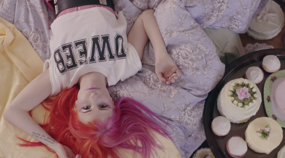 Neon Pop-Punk Songs From The 2000s And 2010s