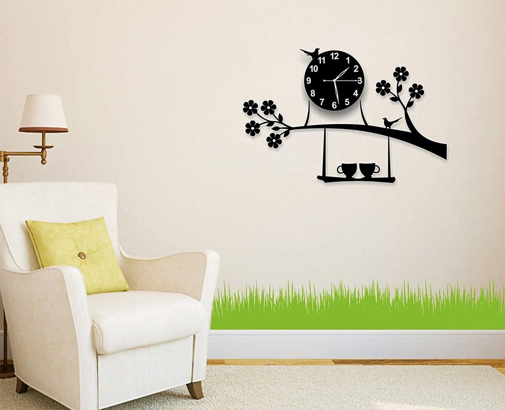 Wall Clocks To Fill Up The Bare Walls In Your Home