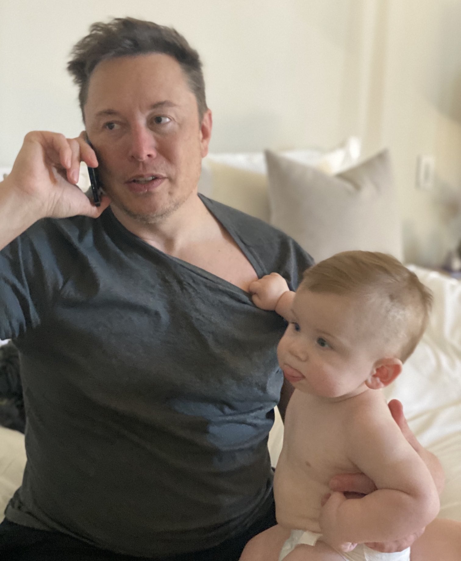 Elon Musk Shared New Pic Close Up Pic Of Son X Æ A 12