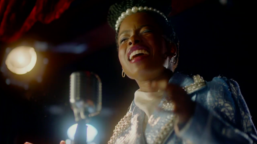 Amanda Gorman's Super Bowl Poem Honors Essential Workers