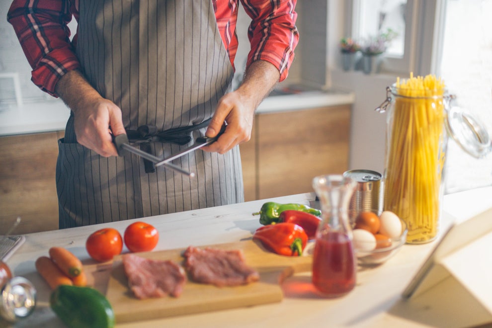 32 Excellent Cooking Tips And Tricks For Beginners