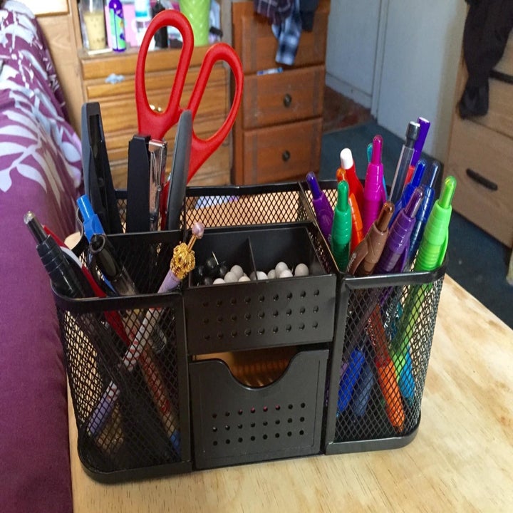 30 Desk Organizers To Bring Order To The Chaos