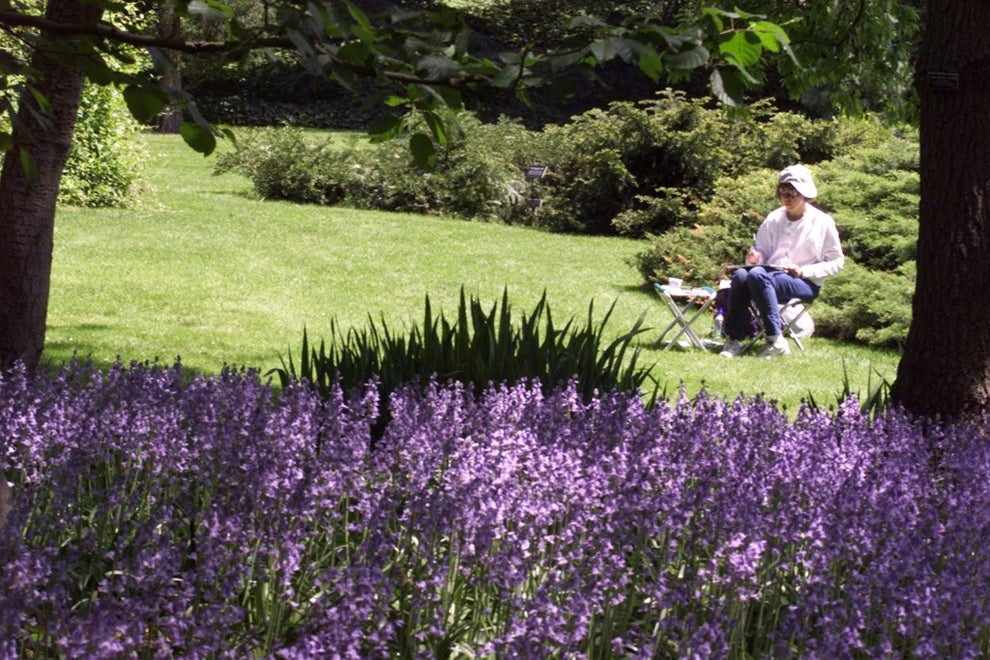Here Comes The Sun: Historical Photos Of New Yorkers Basking In Springtime