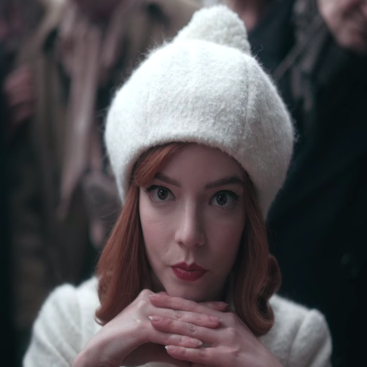 25 TV Outfits So Perfect, People Dream Of Them