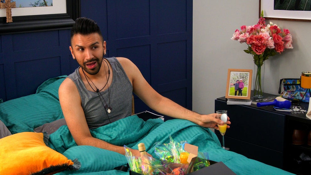 The Cast Of Netflix's "The Circle" Season One: Then And Now