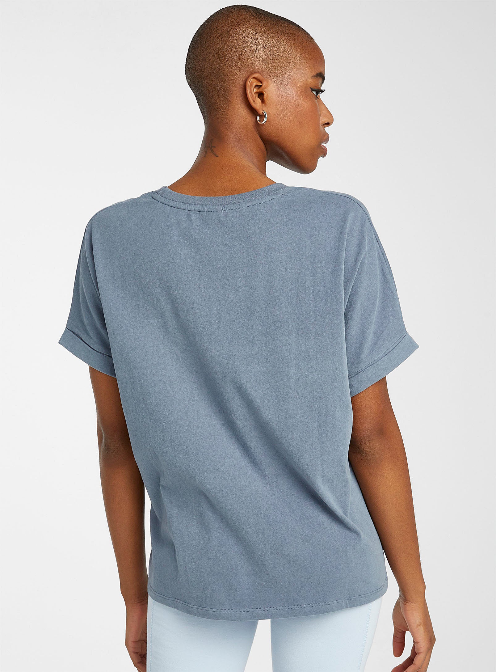 Best Comfy And Oversized Clothes In Canada