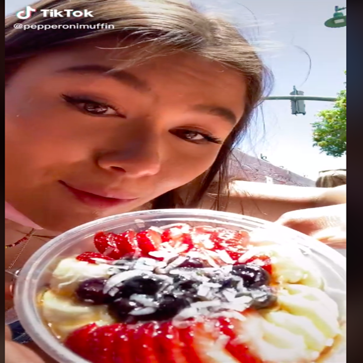 Hawaiian TikTok Is Educating Mainlanders
