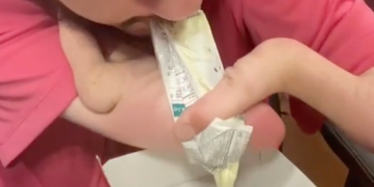 buzzfeed small hands