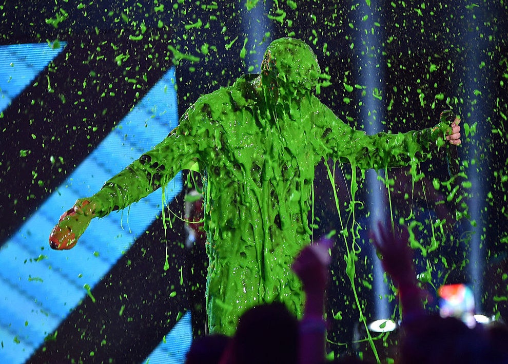 Scarlet Johansson Gets Slimed By Husband At MTV Movie Awards