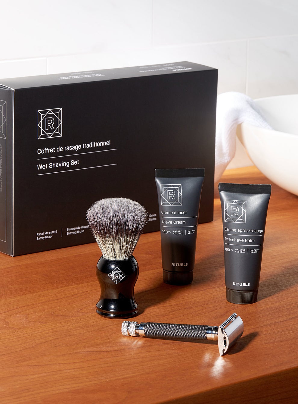 Best Canadian Gift Ideas For Everyone On Your List 2021