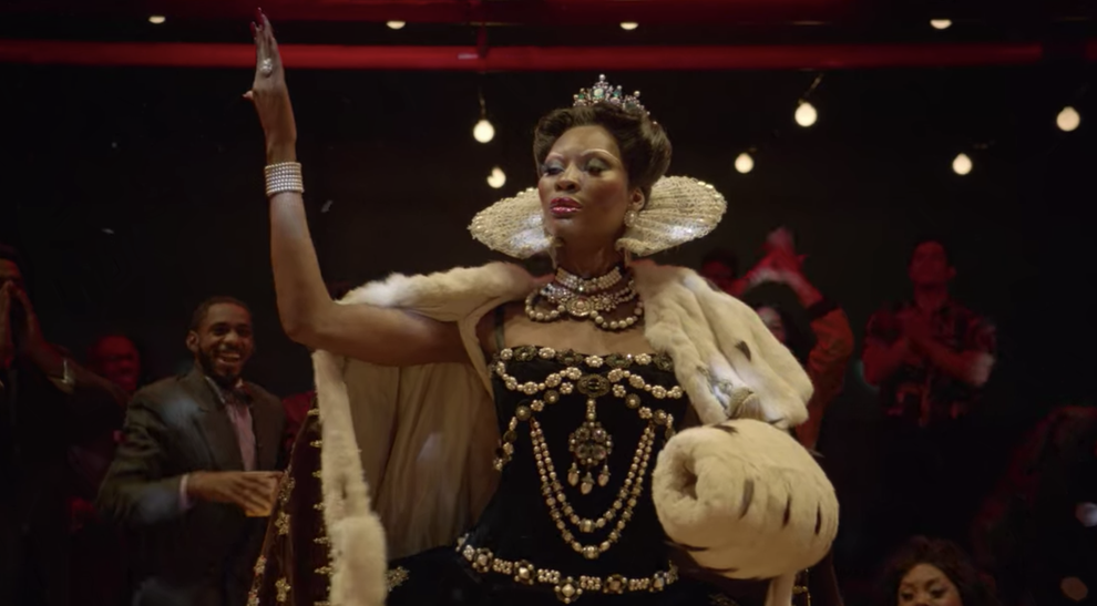 Pose Costume Behind-The-Scenes Facts