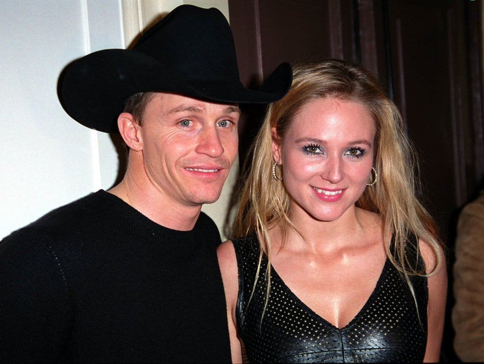 64 Couples Who Were Dating In 2001