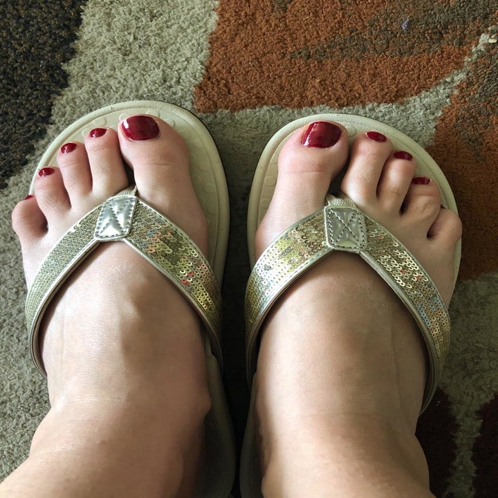 27 Pairs Of Flip-Flops That Won't Fall Apart