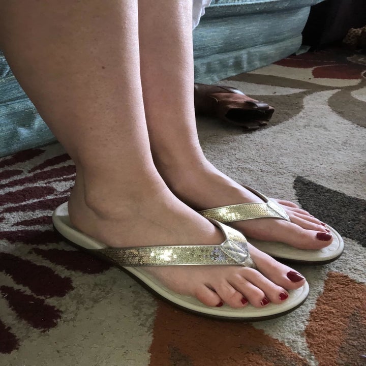 27 Pairs Of Flip-Flops That Won't Fall Apart