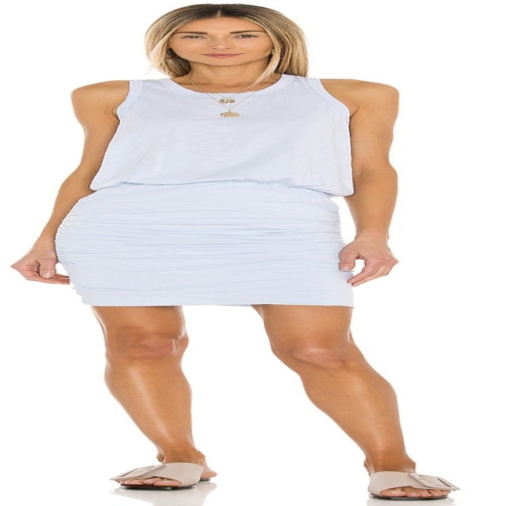 27 Gorgeous Summer Dresses From Revolve