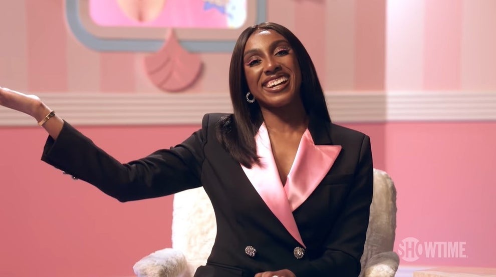 19 Best Style Moments On Showtime's "Ziwe"