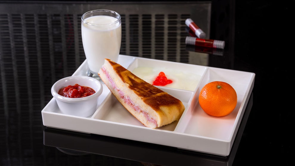 The Avengers Campus Food At Disneyland Looks Amazing, So We Tried It