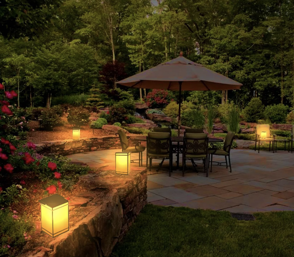 31 Garden Decorations That'll Make Your Yard Beautiful