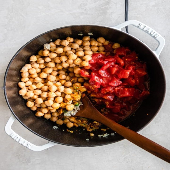 34 Easy Big-Batch Dinner Recipes For Families