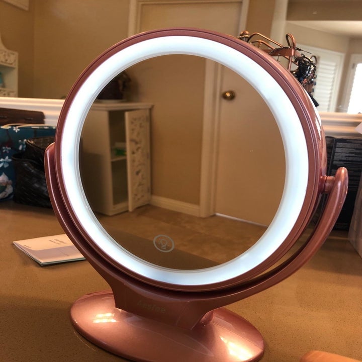 21 Best Vanity Mirrors To Gaze Longingly Into In 2022