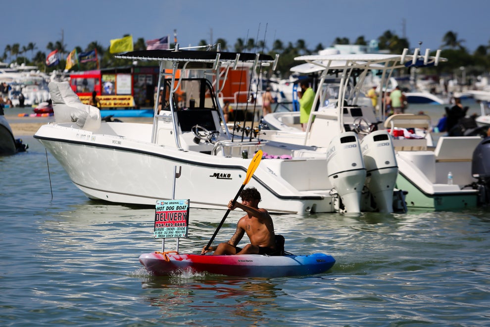Here's A Look At Haulover Sandbar, The Popular Miami Party Spot That ...