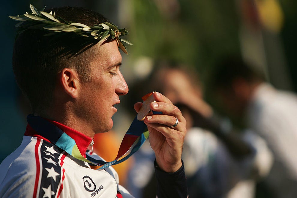 14 Olympians Who Had Their Medals Stripped Away And Why
