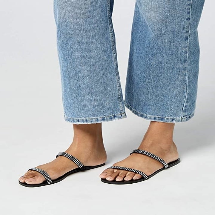 Best Comfortable Sandals In Canada 2021