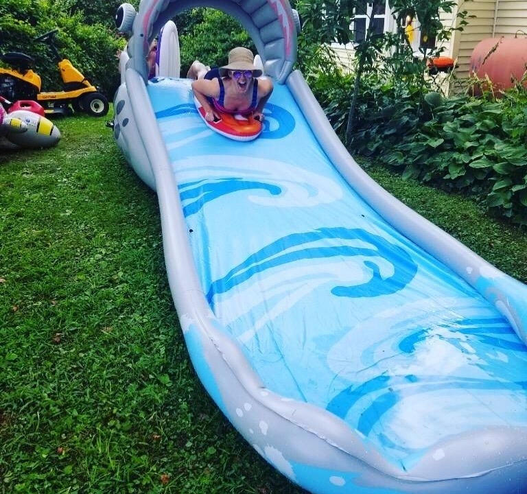 27 Products On Amazon That Parents Love For Beach Fun