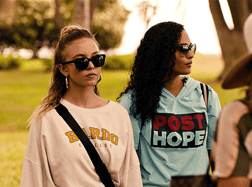 olivia outfits white lotus