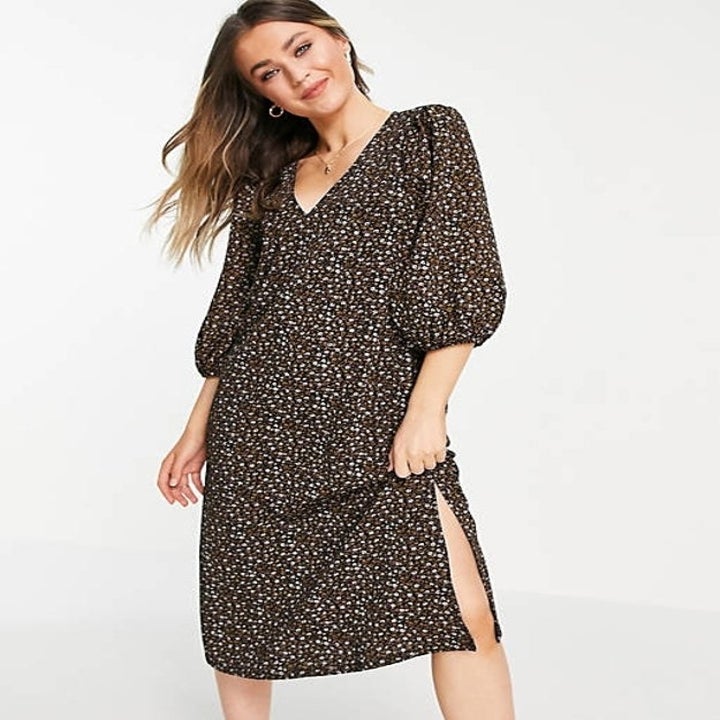 34 Pieces Of Cute Patterned Clothing