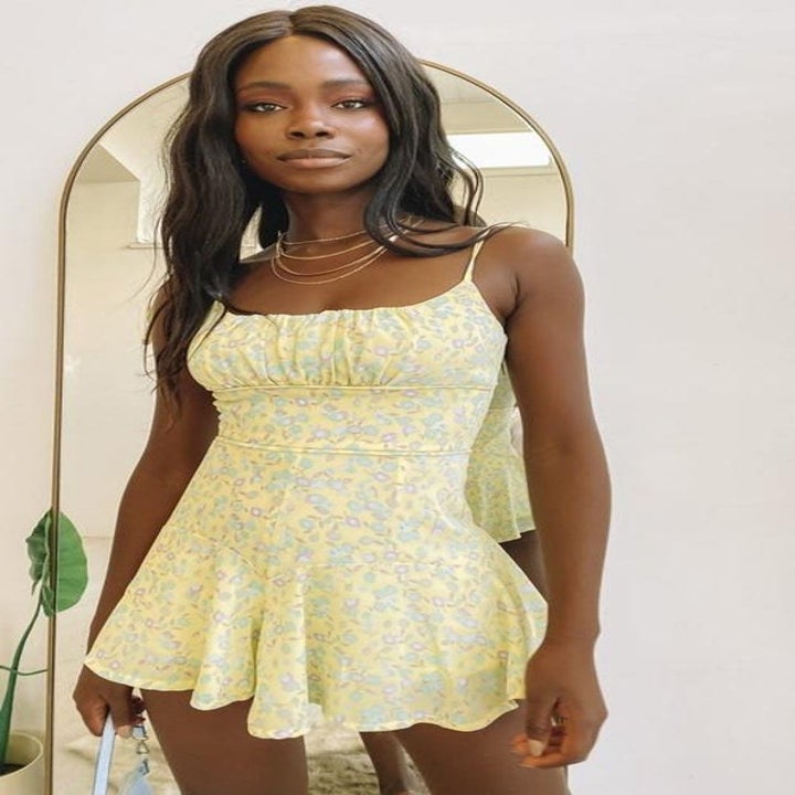 34 Pieces Of Cute Patterned Clothing
