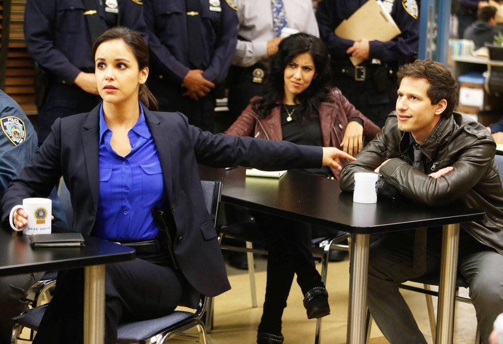 17 Ways TV Comedies Were Almost Completely Different