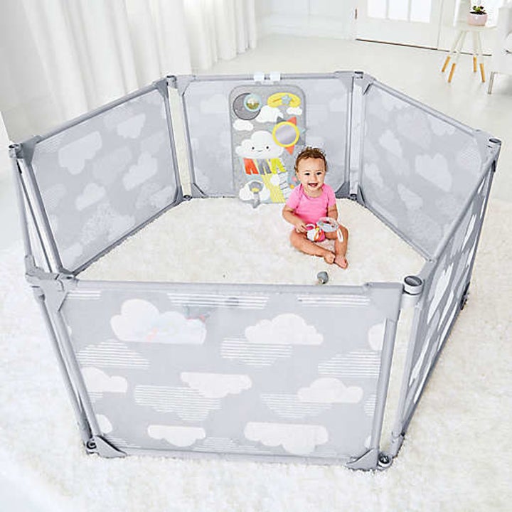 33 Practical Baby Gifts To Get New Parents