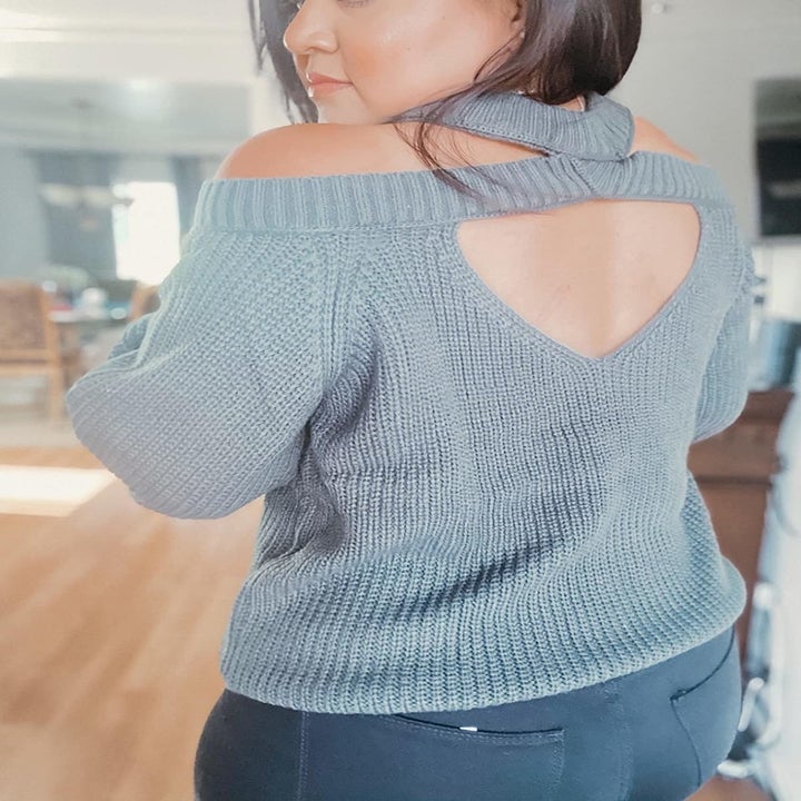 29 Stylish And Cozy Clothing Items That Are Perfect For Every Holiday ...